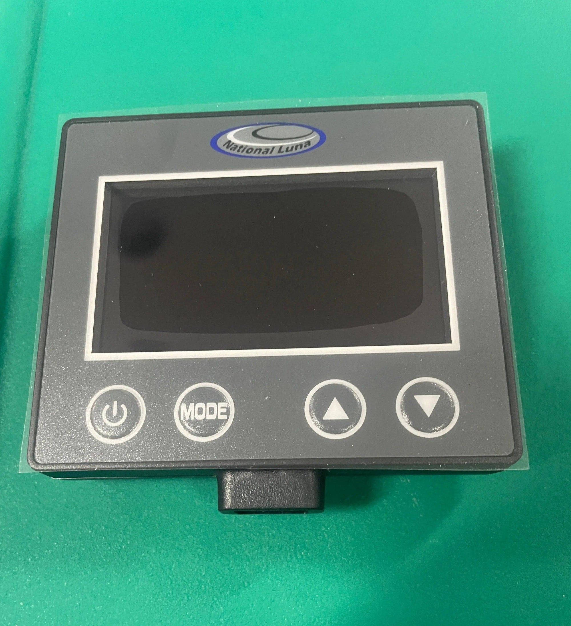 National Luna 12v DCDC Charger Box (Green) Ideal for Lithium Battery - Everything Caravans