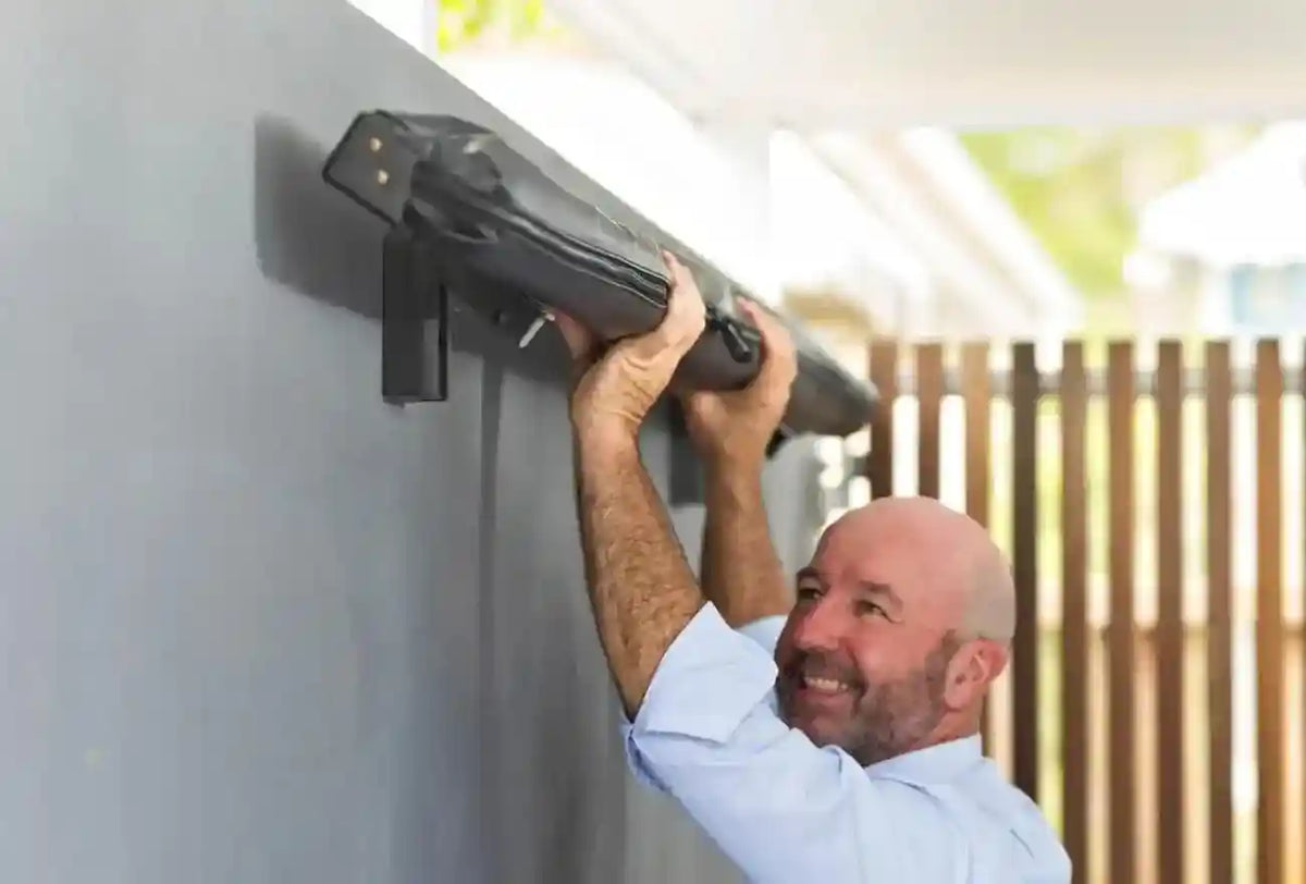 Racksbrax HD Hitch Wall Mount - Everything Caravans