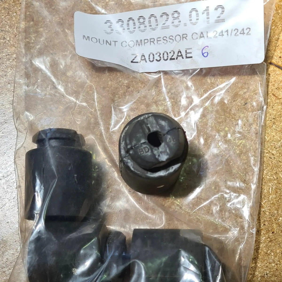 Dometic Compressor Mount CAL241 CAL242 - Everything Caravans