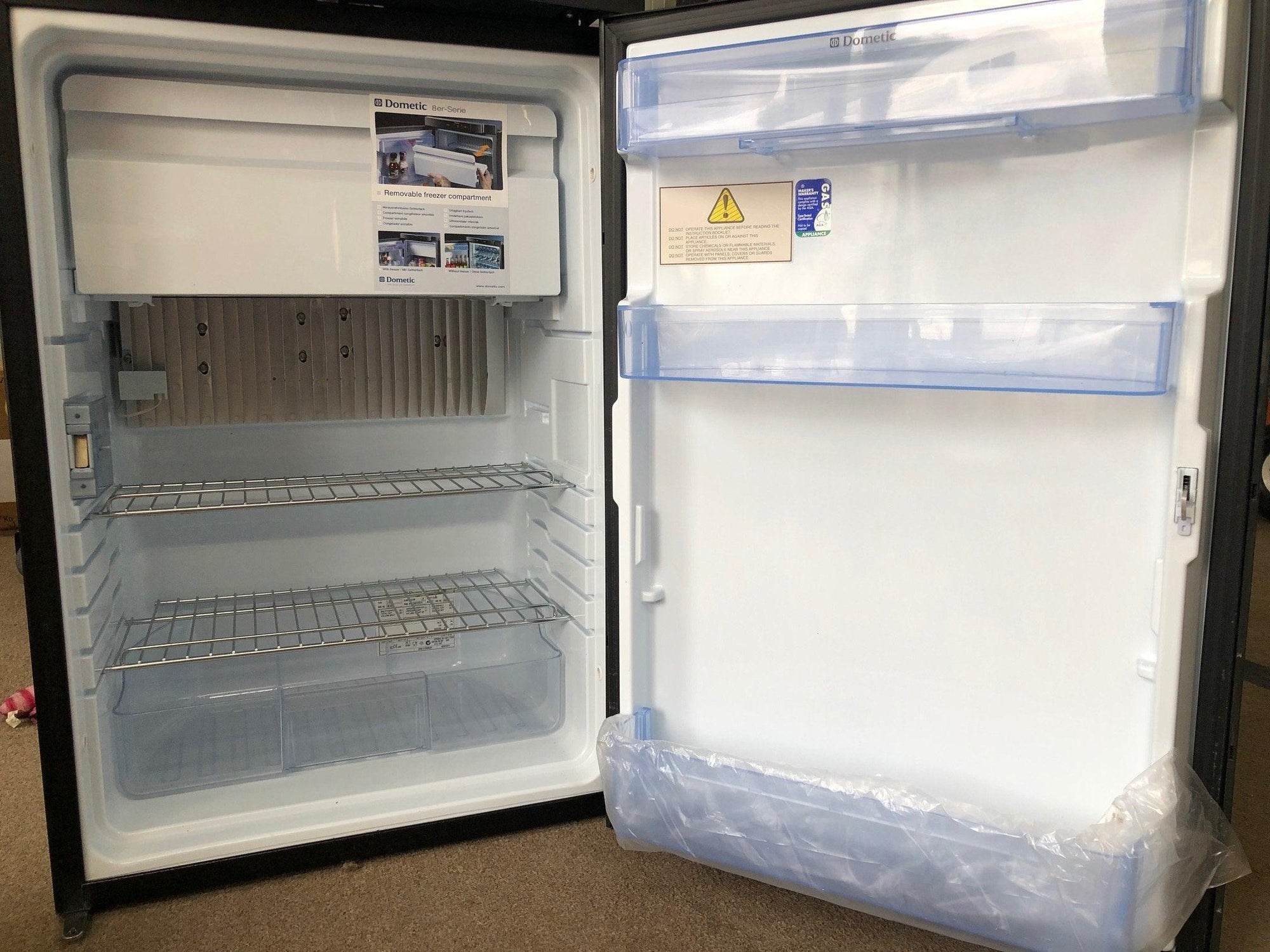 Dometic RM8501 106lt 3-Way Fridge - Second Hand Fridge - Last One ...