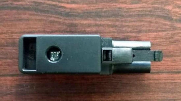 Male 12volt Plug for 3 Way F400 RC1180 Chescold Dometic Fridge Freezer ...